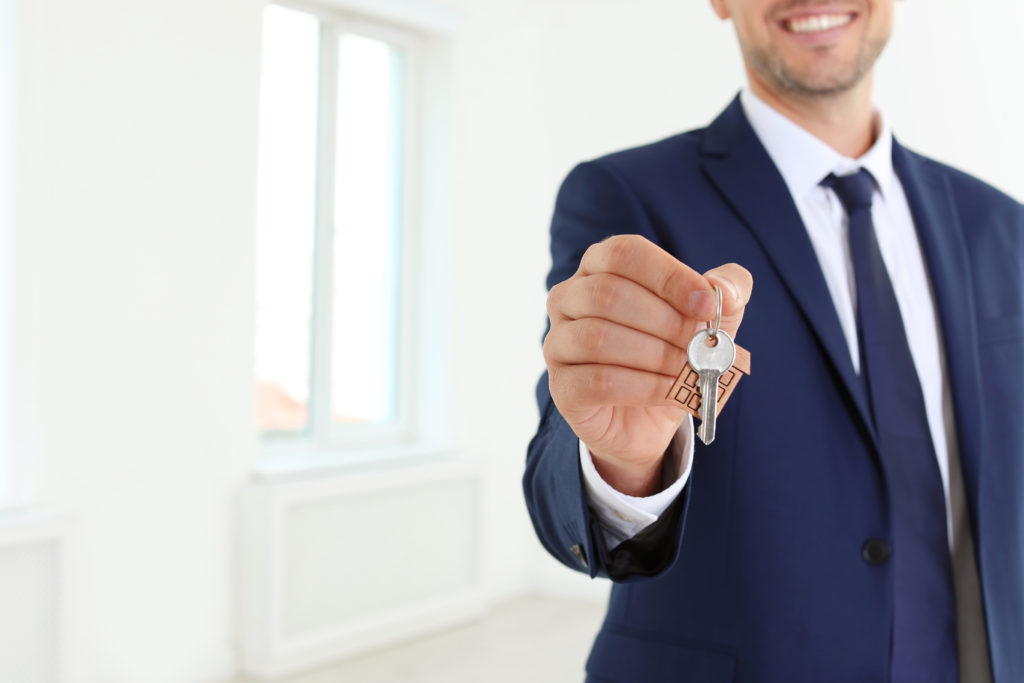 Should I Use A Commercial Real Estate Broker? | How To Purchase ...